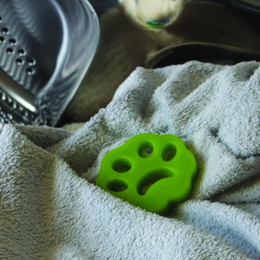Creative Products Fuzz Buster - Hair/Lint Remover — Newbank Garden Centre
