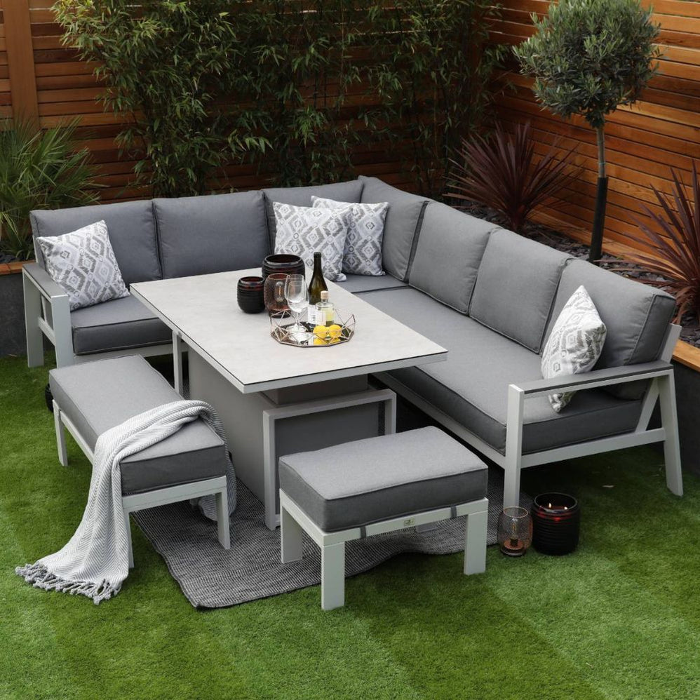 Corner Modular Sets — Newbank Garden Centre